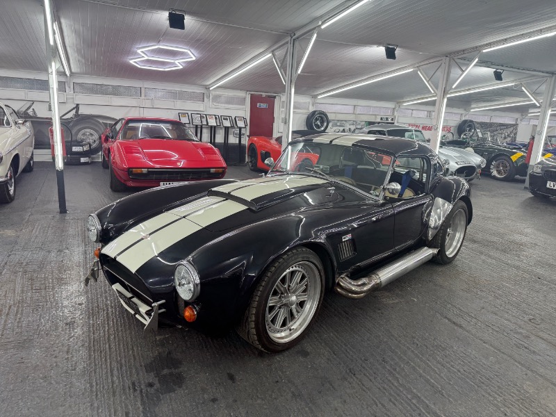 DAX De-Dion Cobra + Hardtop - Total Headturners